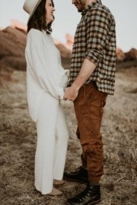 Red Rocks Maternity Session in Colorado | Ari + Miguel