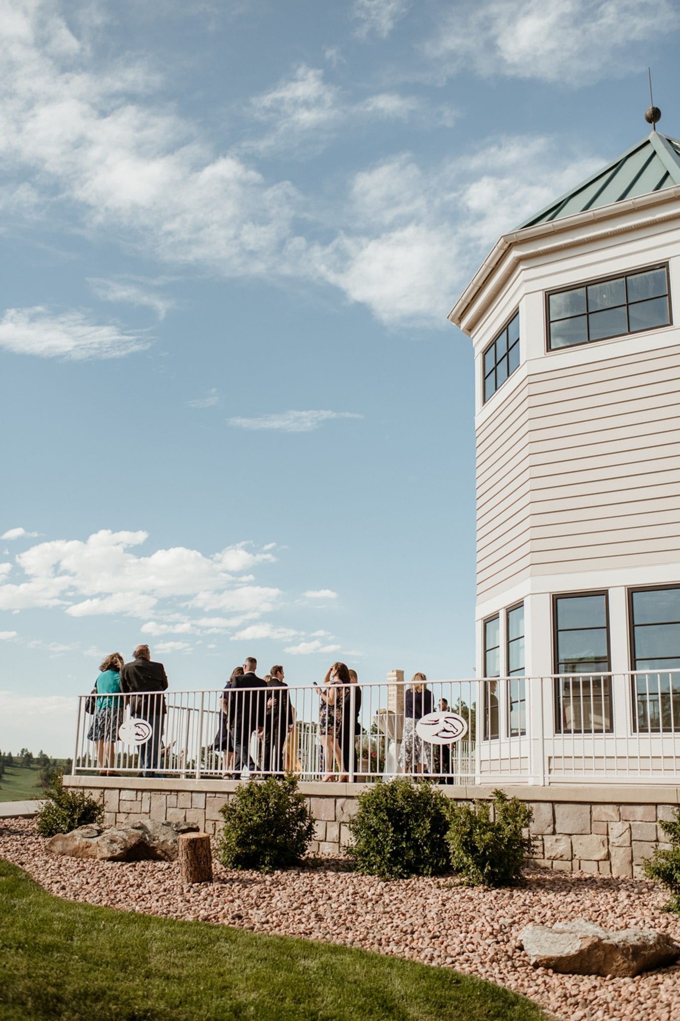 Flying Horse Ranch Wedding in the Summer | Holly + Zack