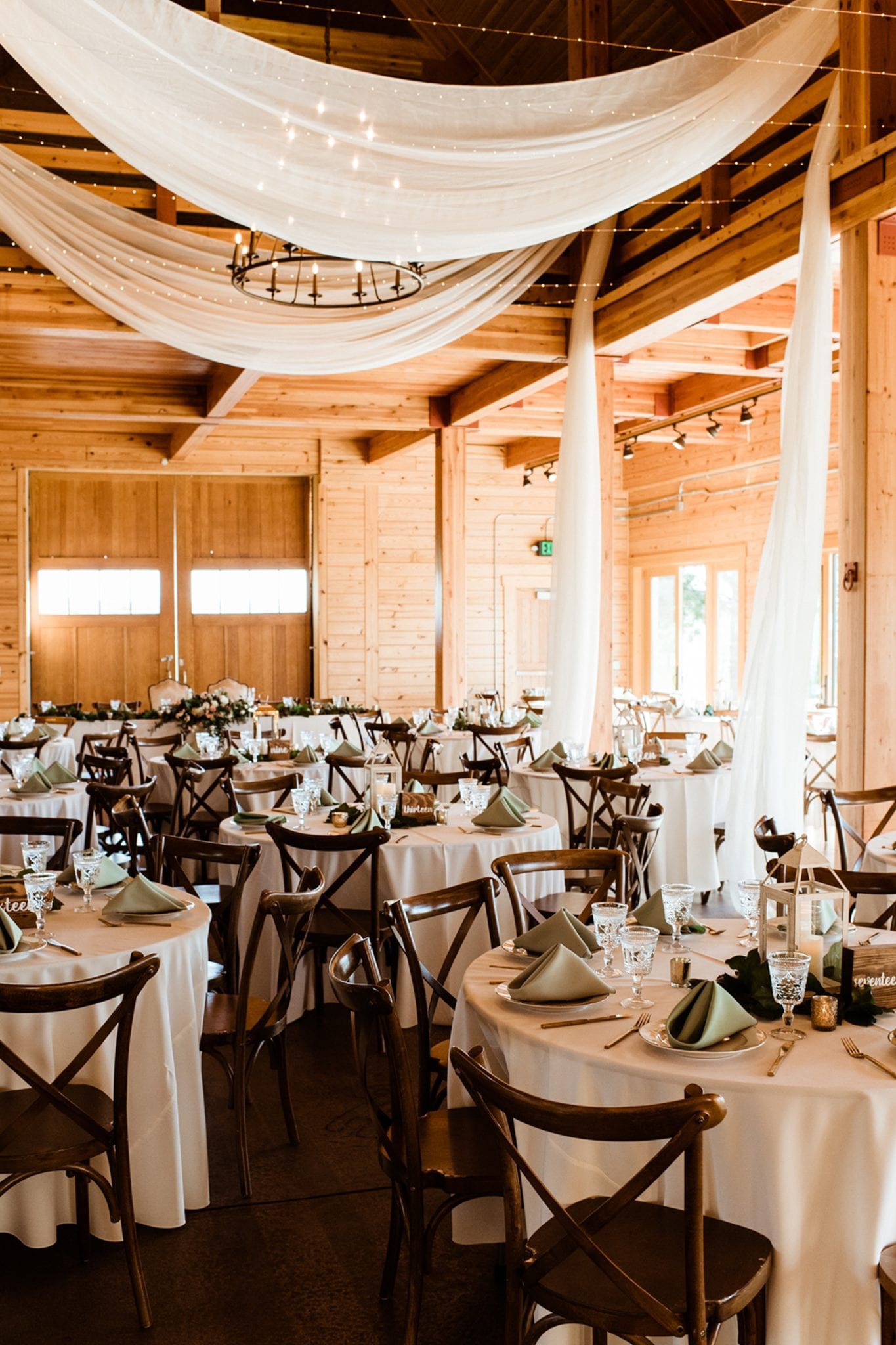 Flying Horse Ranch Wedding in the Summer | Holly + Zack