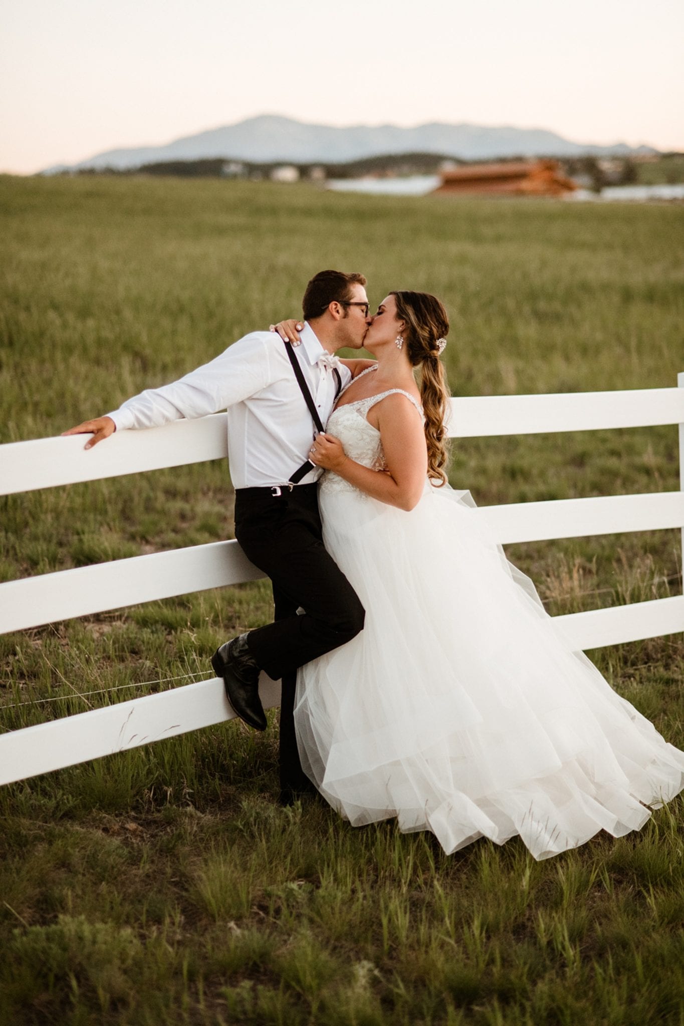 Flying Horse Ranch Wedding in the Summer | Holly + Zack