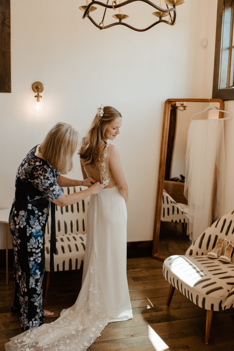 The Boulders at Black Canyon Inn | Wedding Venue in Estes Park
